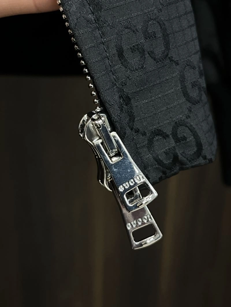 Top mirror Gucci Outwear