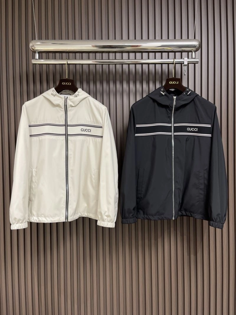Top match Gucci Outwear