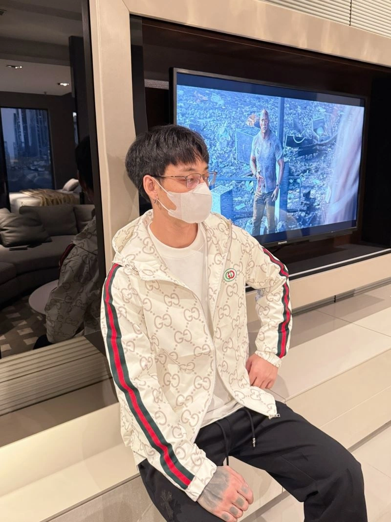 Factory-made Gucci Outwear