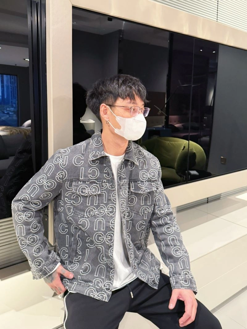 Accurate model Gucci Outwear