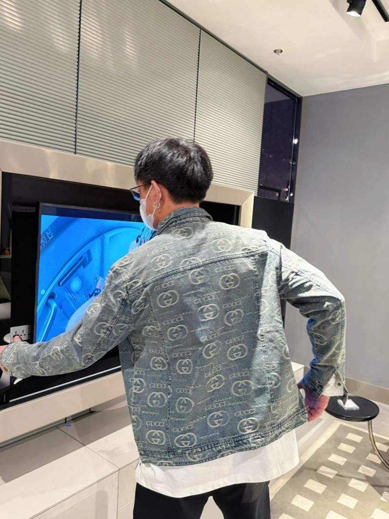 Original Gucci Outwear