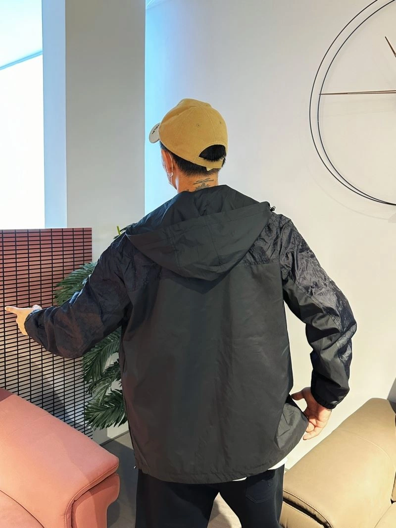 Inexpensive Gucci Outwear
