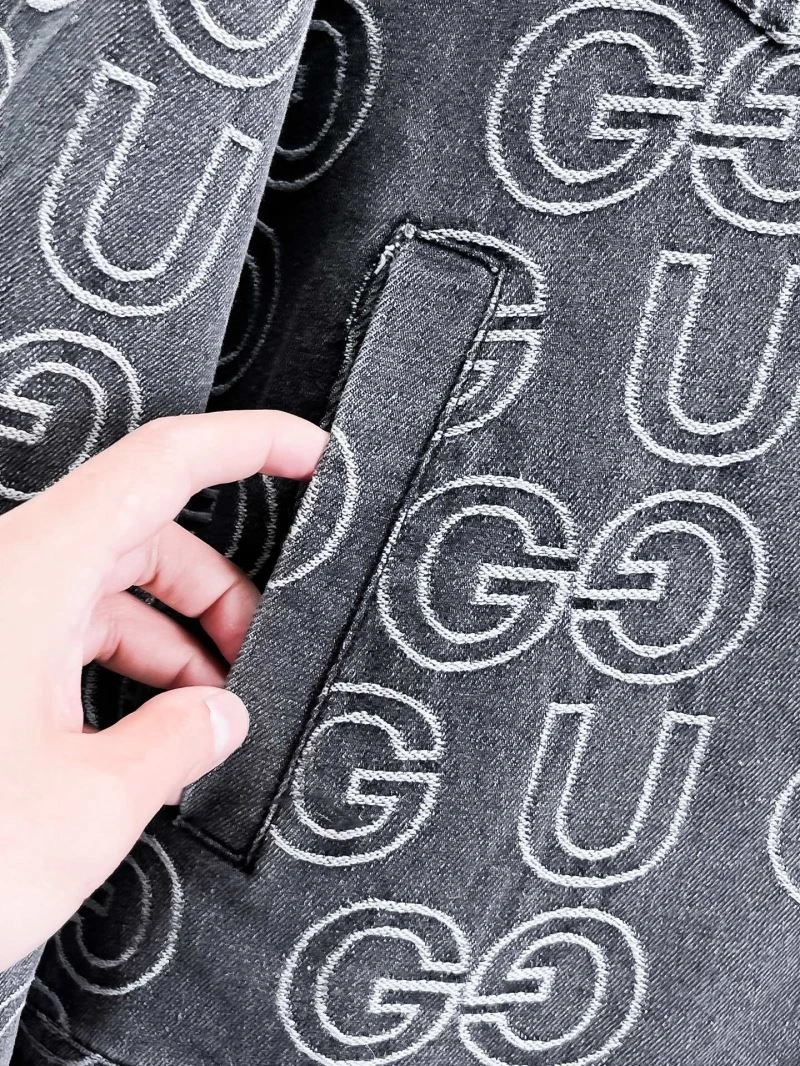 Official Gucci Outwear