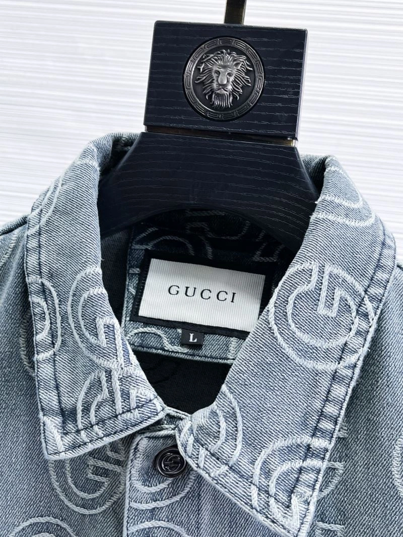Top match Gucci Outwear