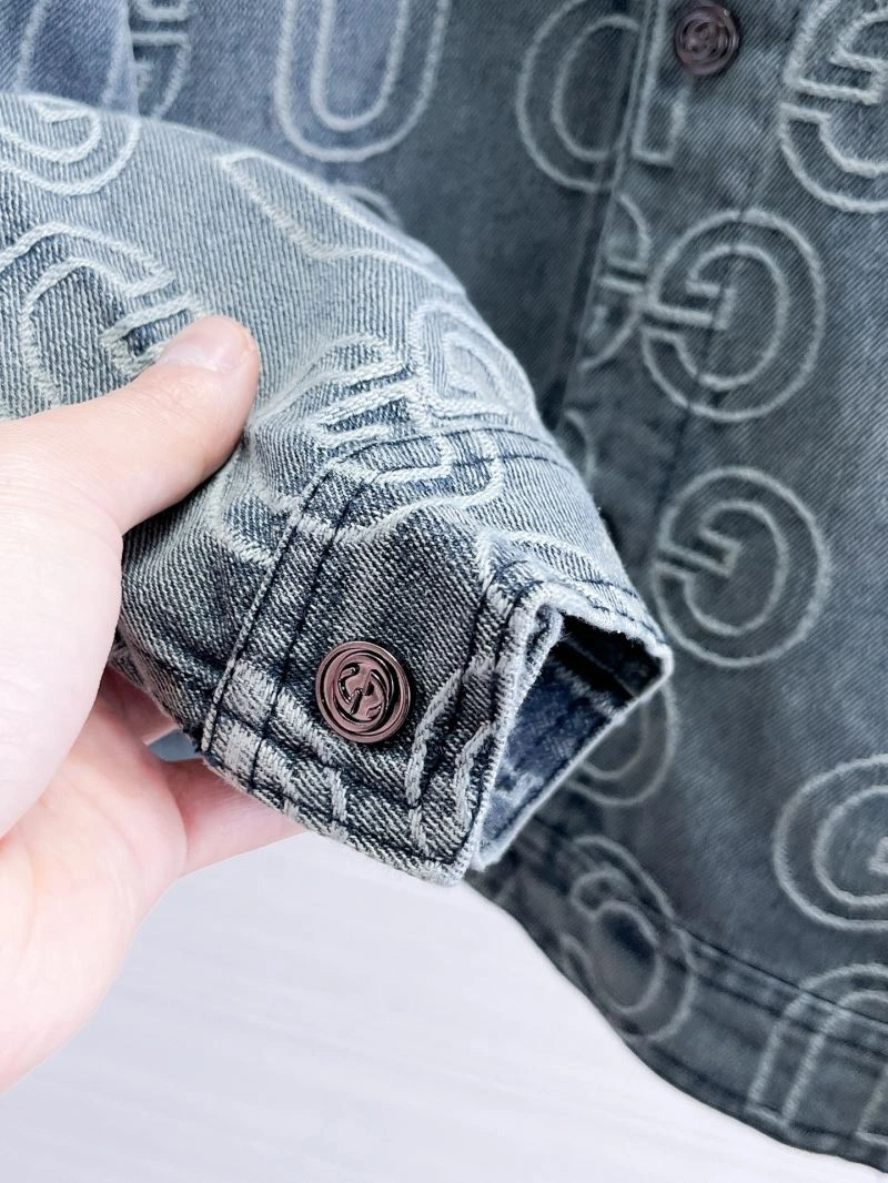 Top match Gucci Outwear