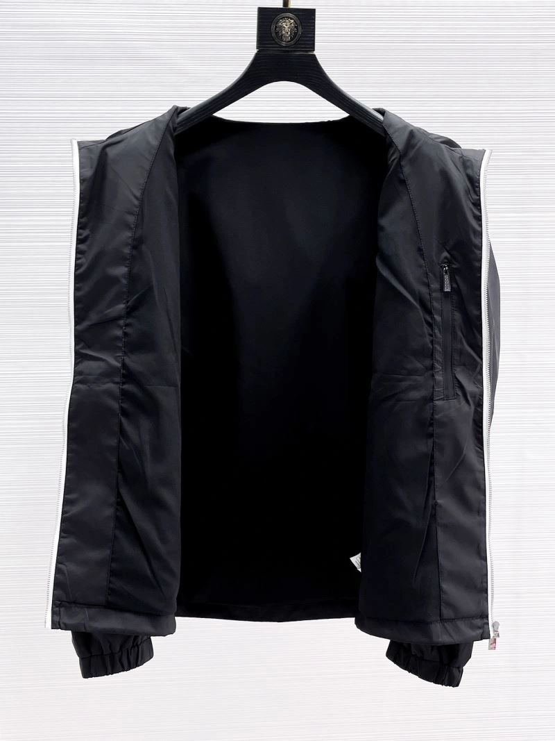 Discounted Gucci Outwear