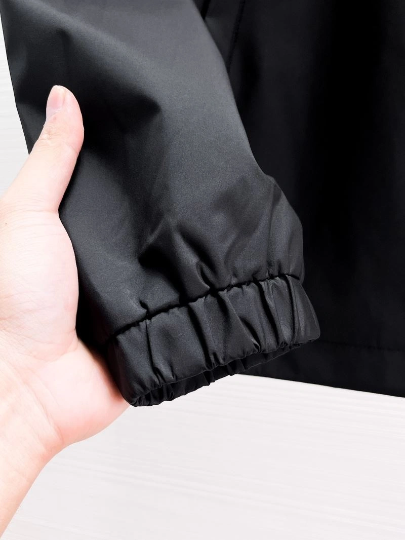 Discounted Gucci Outwear