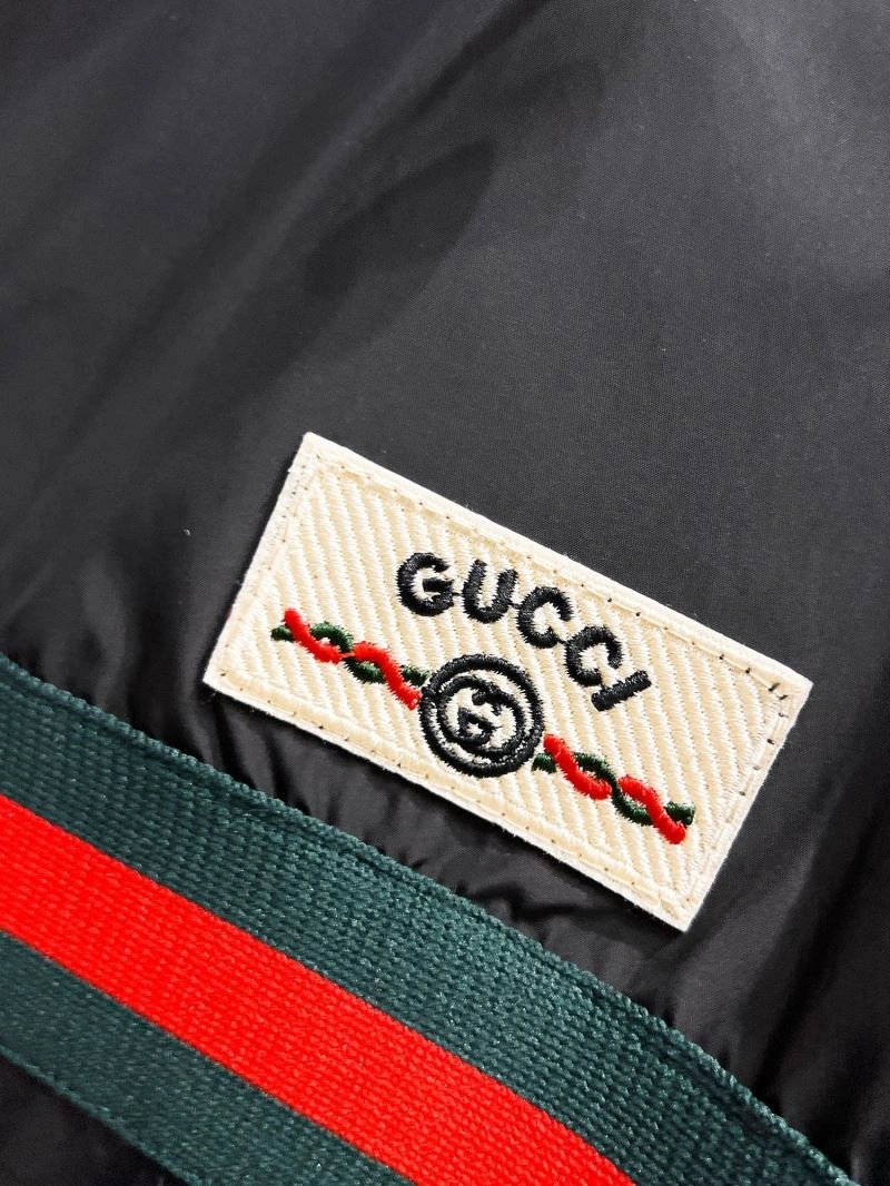 Bargain Gucci Outwear