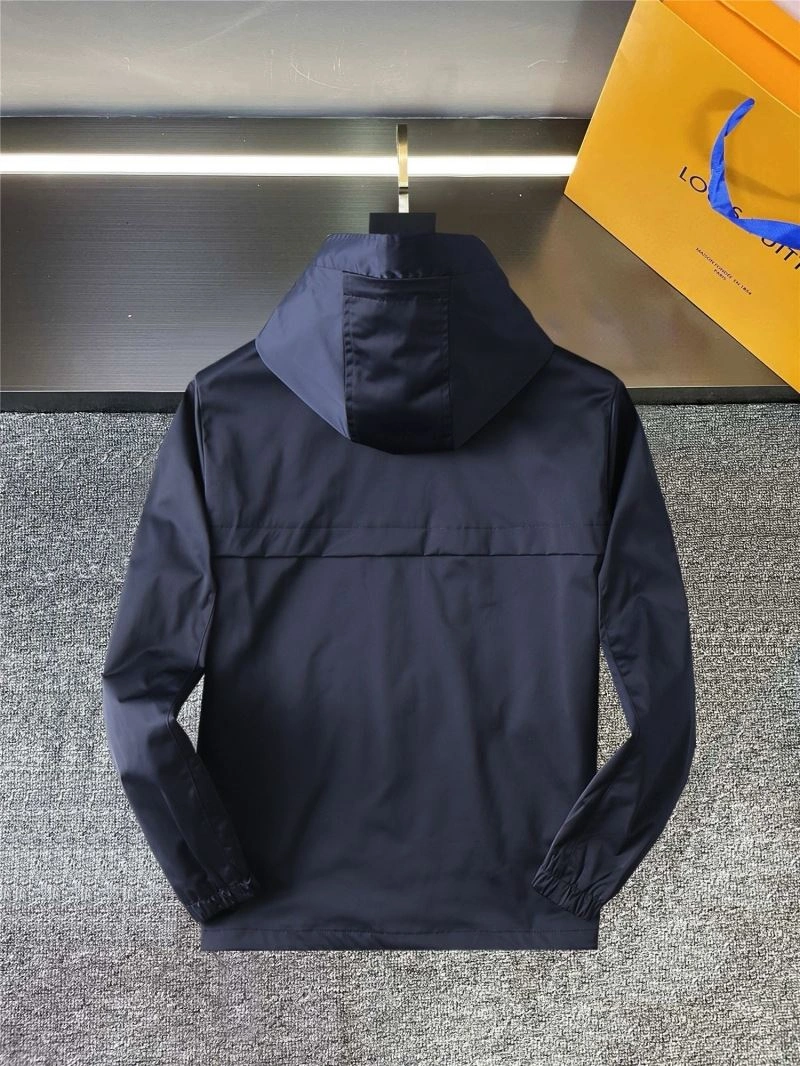 Discounted Gucci Outwear