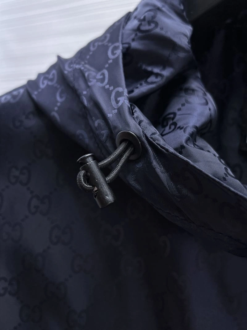 Low-cost Gucci Outwear