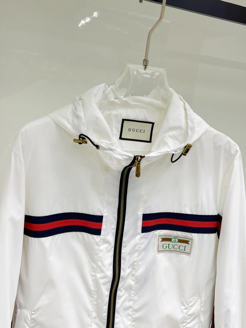 Top match Gucci Outwear