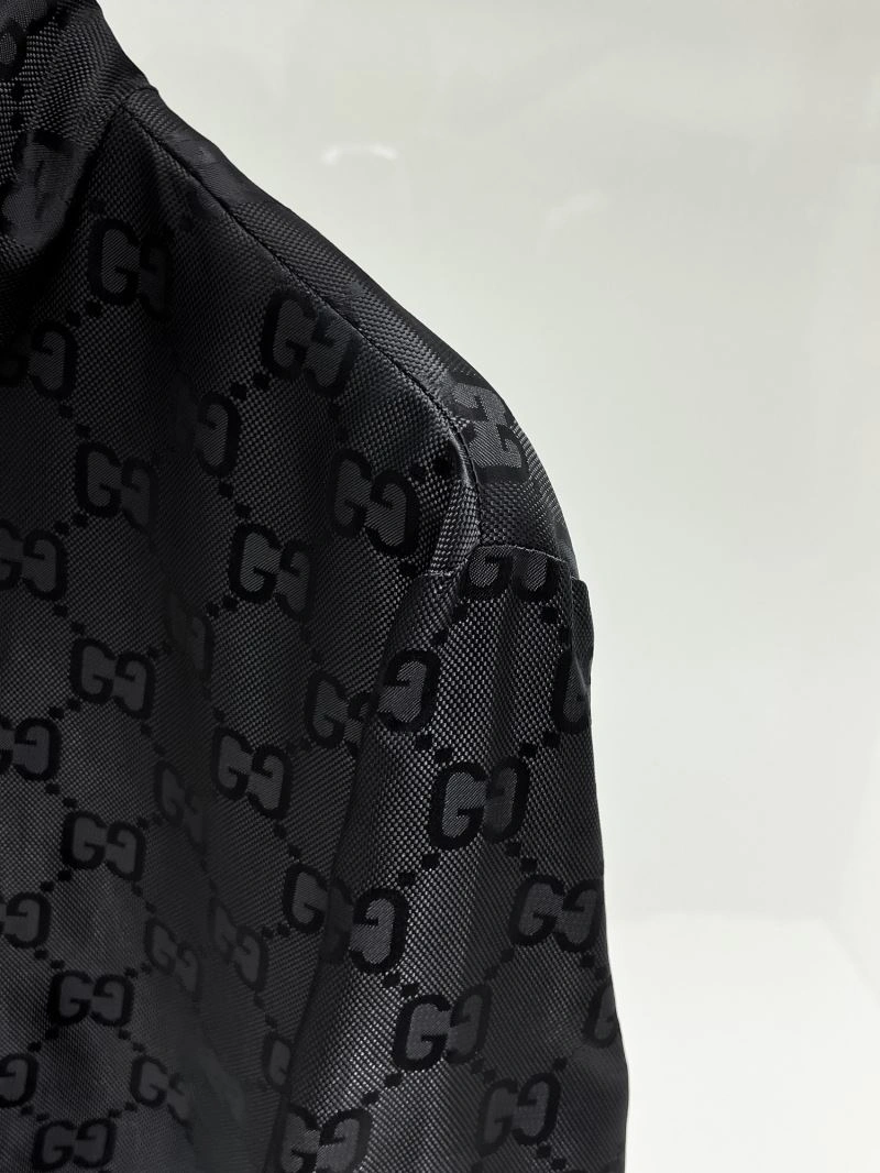Top mirror Gucci Outwear