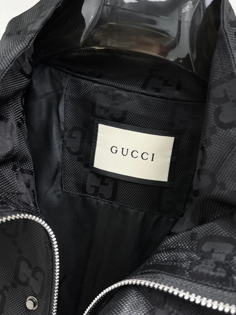 Top mirror Gucci Outwear
