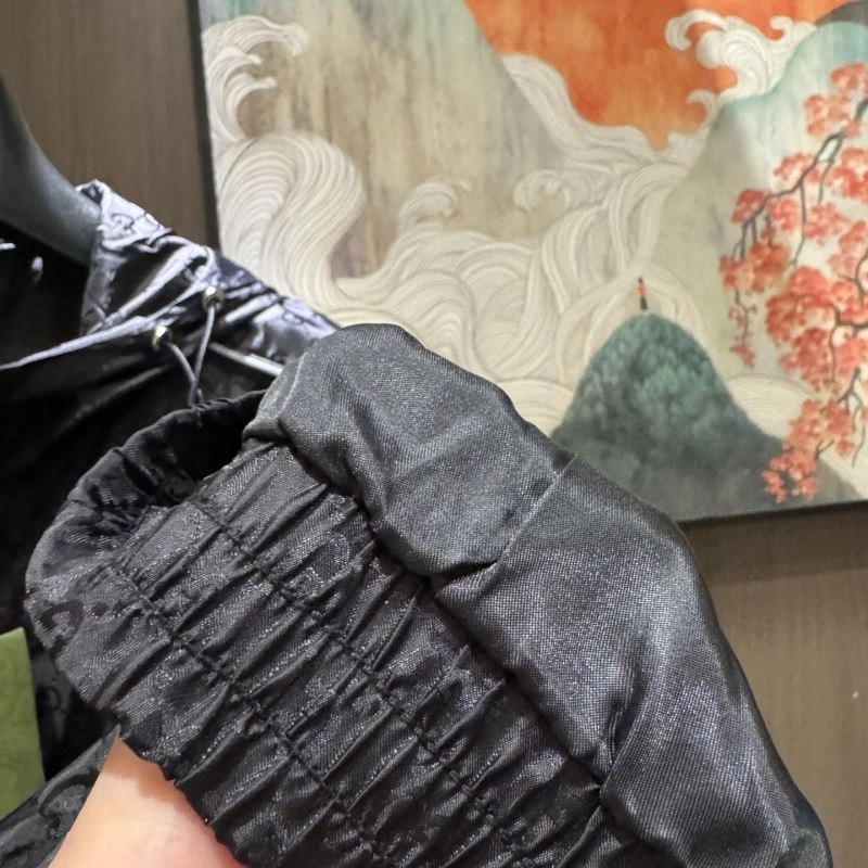 Official Gucci Outwear