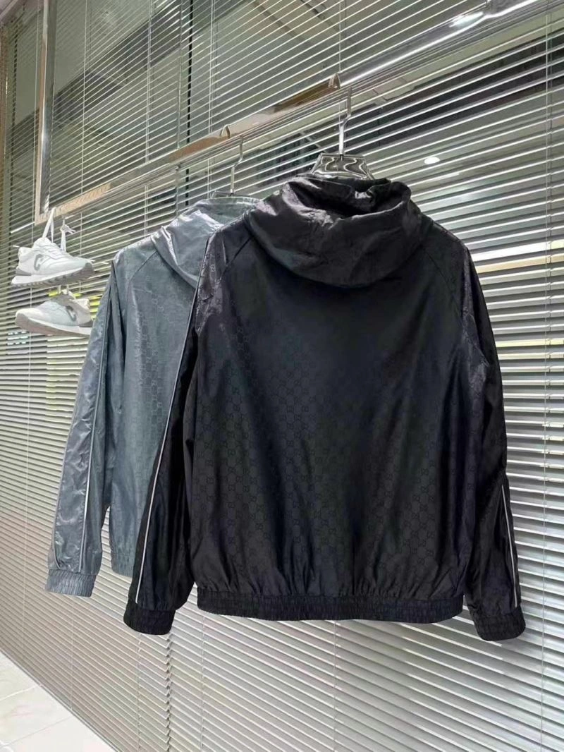 Bargain Gucci Outwear