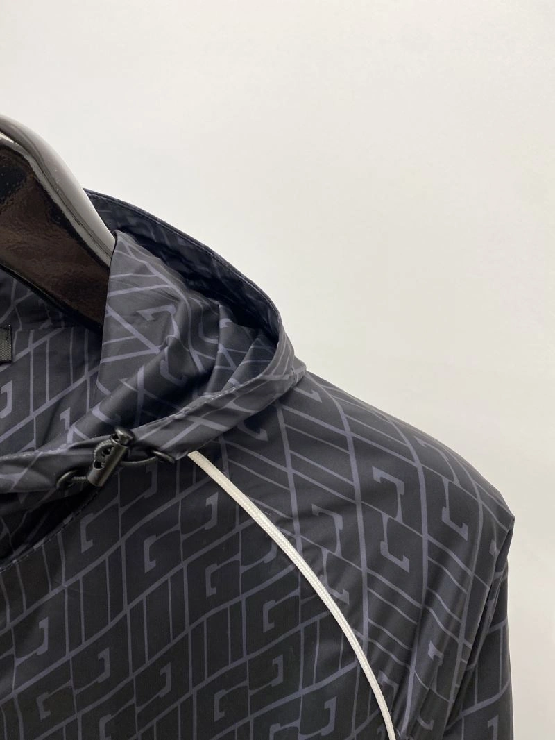 Economical Gucci Outwear