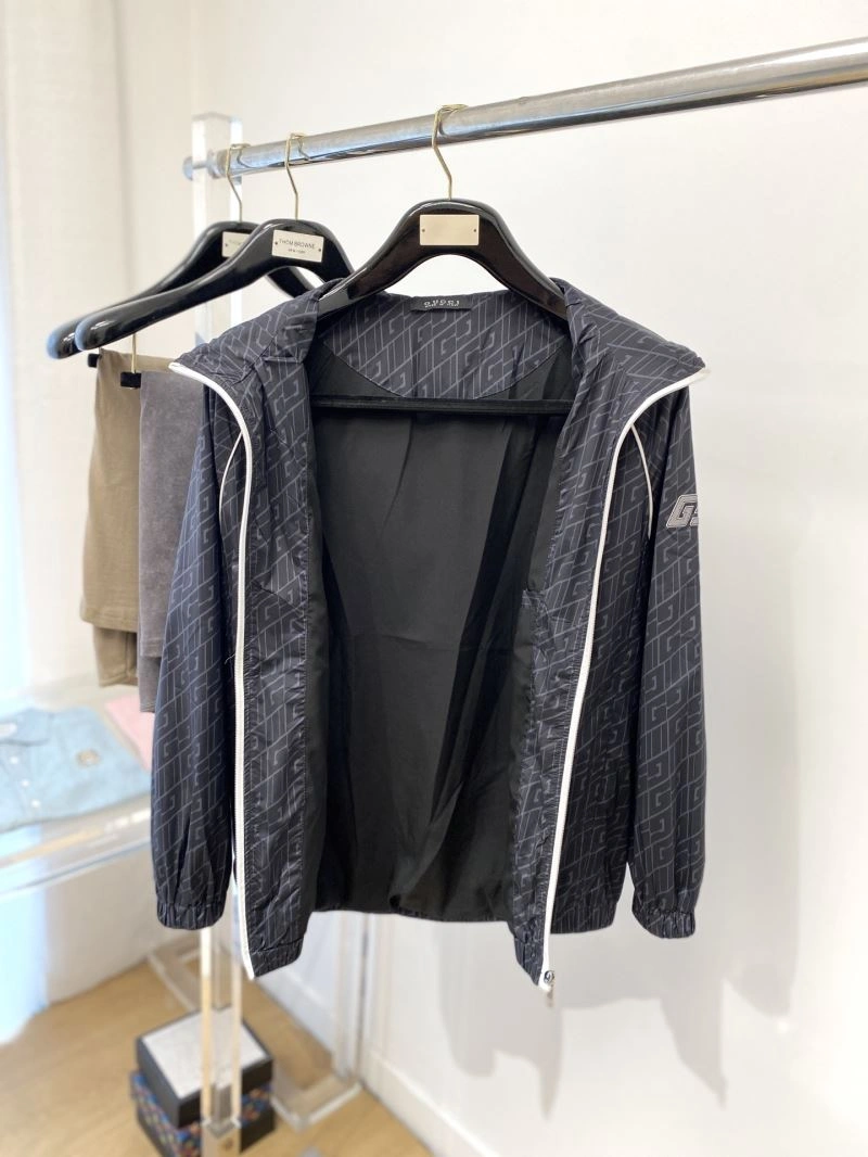 Economical Gucci Outwear