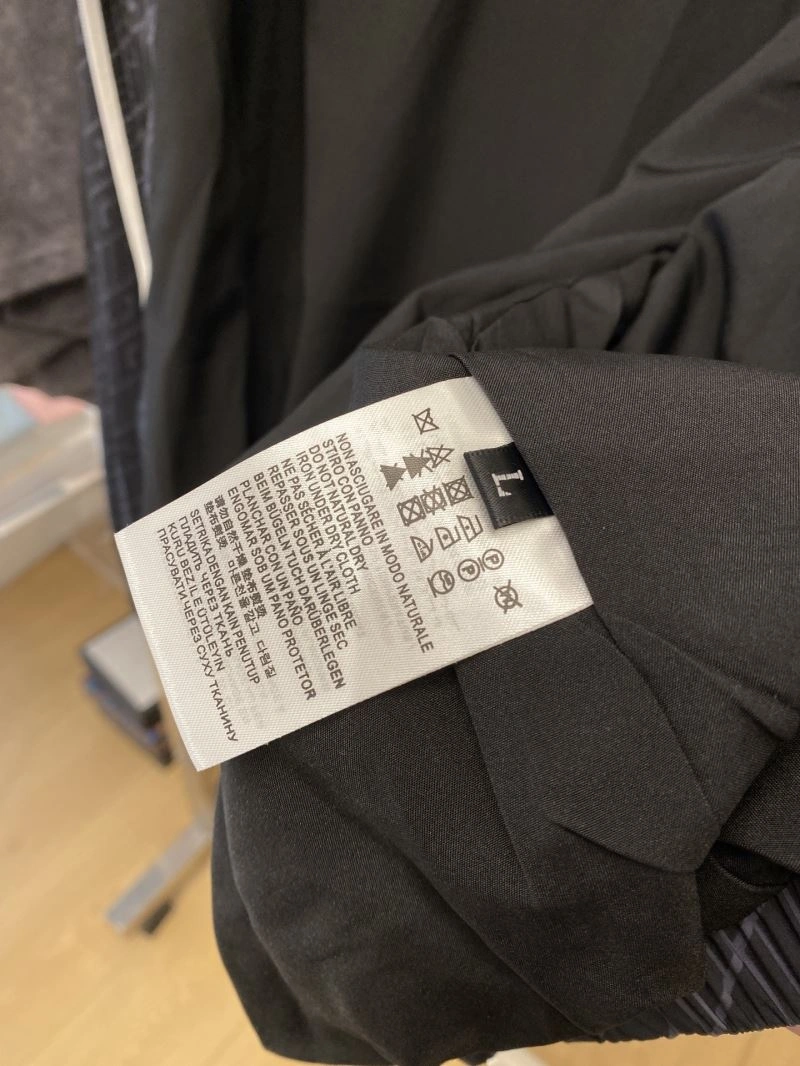 Economical Gucci Outwear