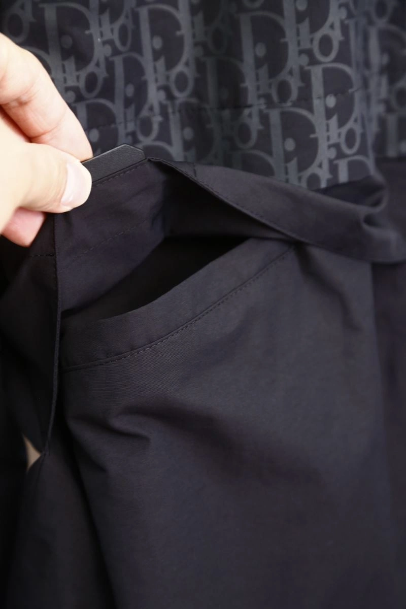 Low-cost Gucci Outwear