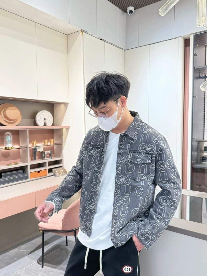 Exact replica Gucci Outwear