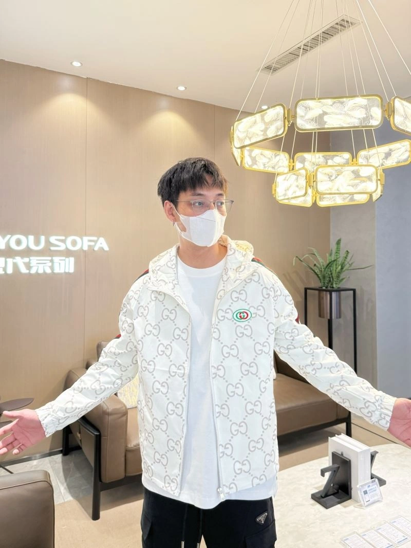 Legit Gucci Outwear