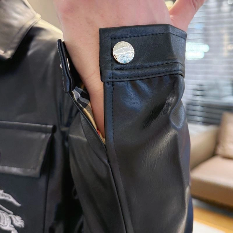 Factory-made Gucci Outwear
