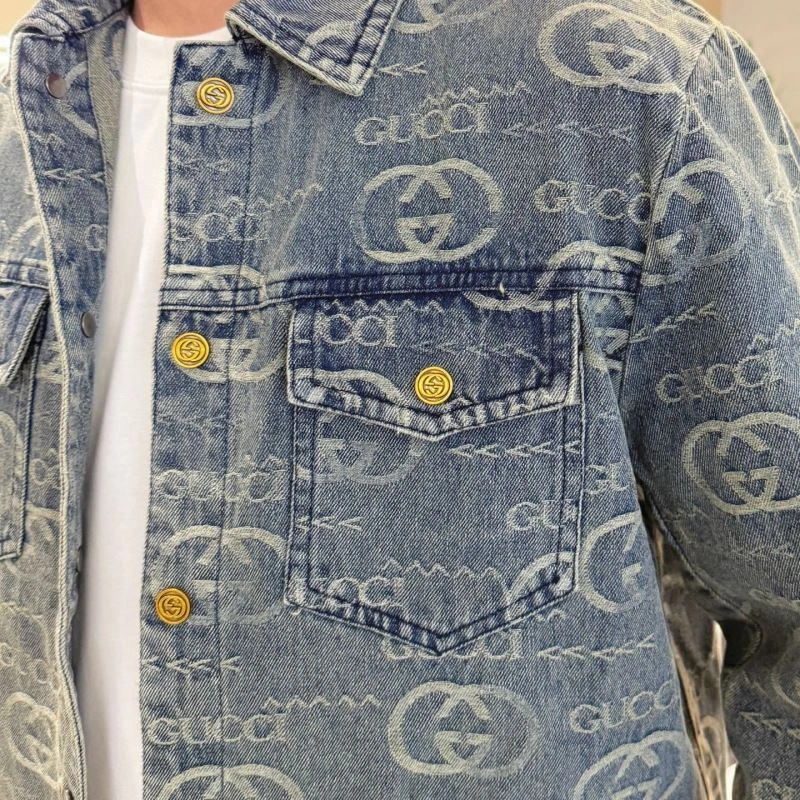 Bargain Gucci Outwear