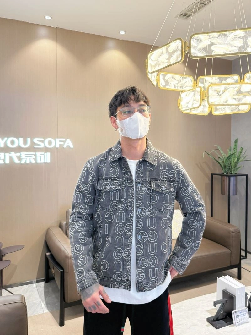 Economical Gucci Outwear