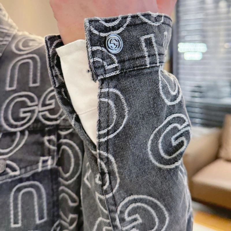 Economical Gucci Outwear