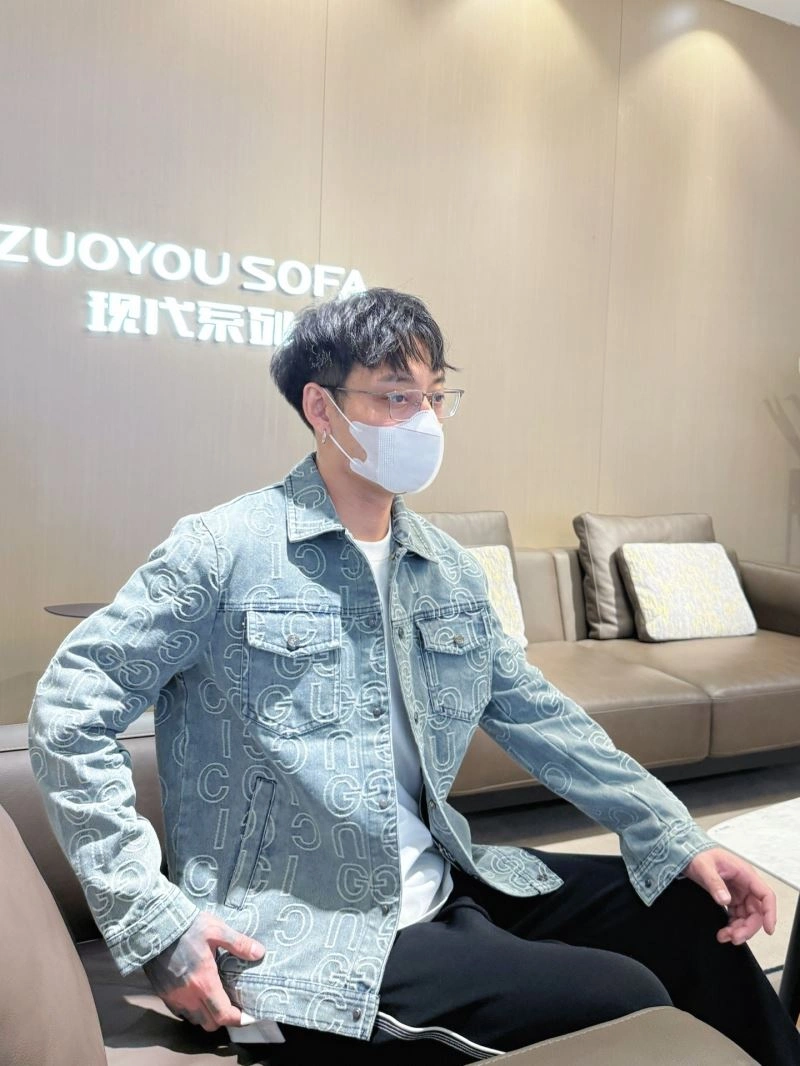Discounted Gucci Outwear