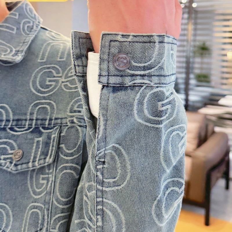 Discounted Gucci Outwear