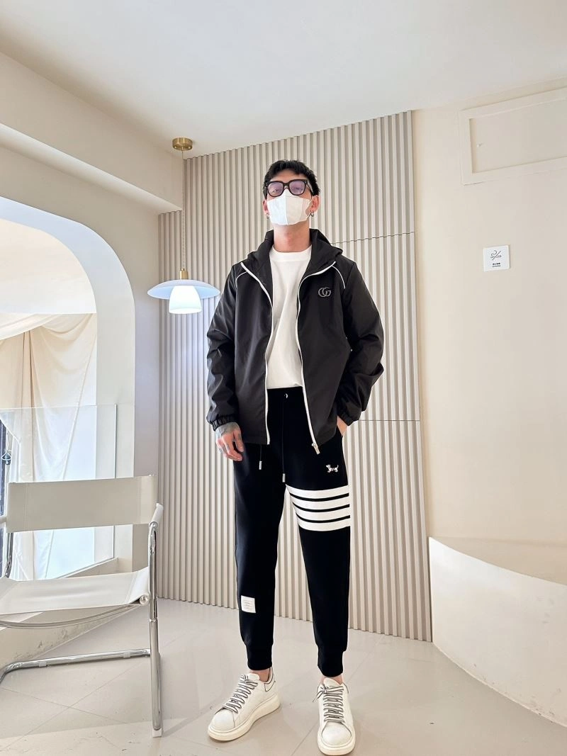Bargain Gucci Outwear