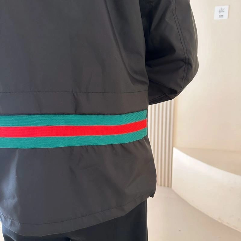 Bargain Gucci Outwear