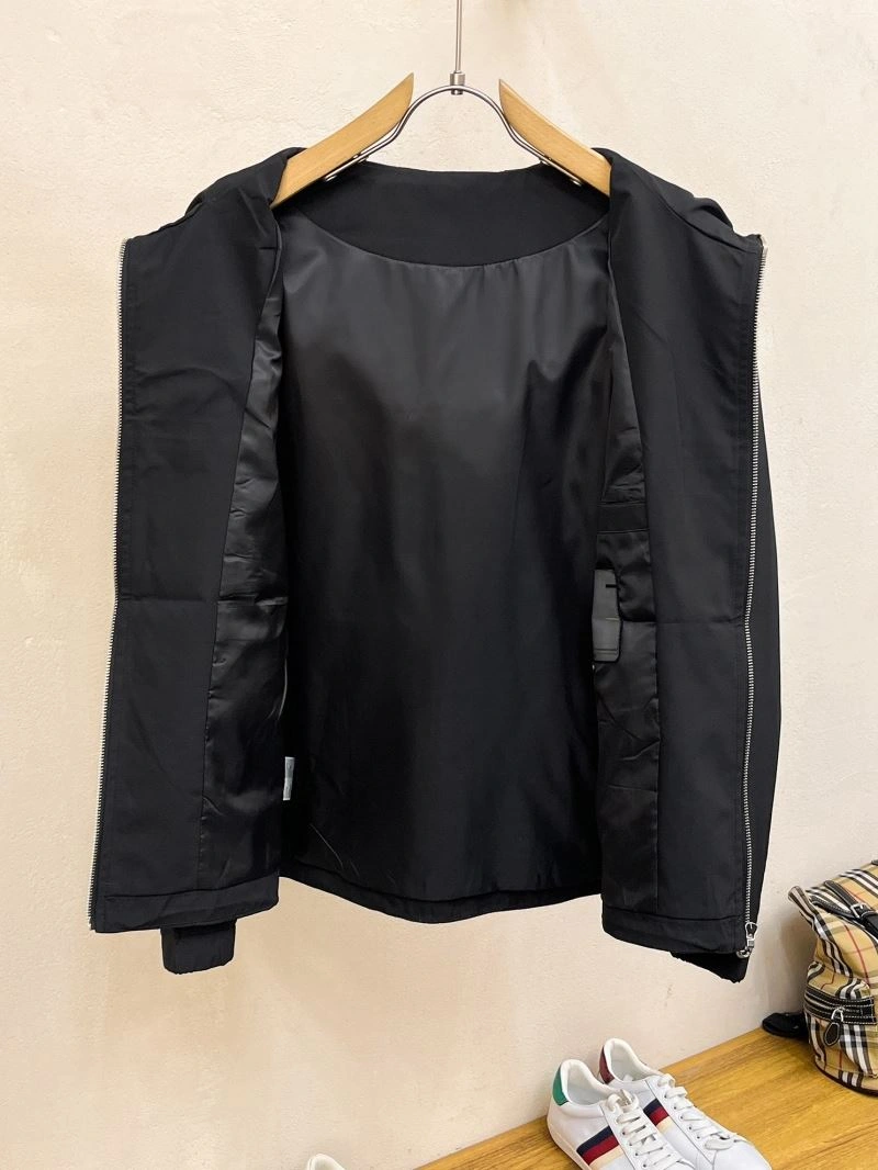 Low-cost Gucci Outwear