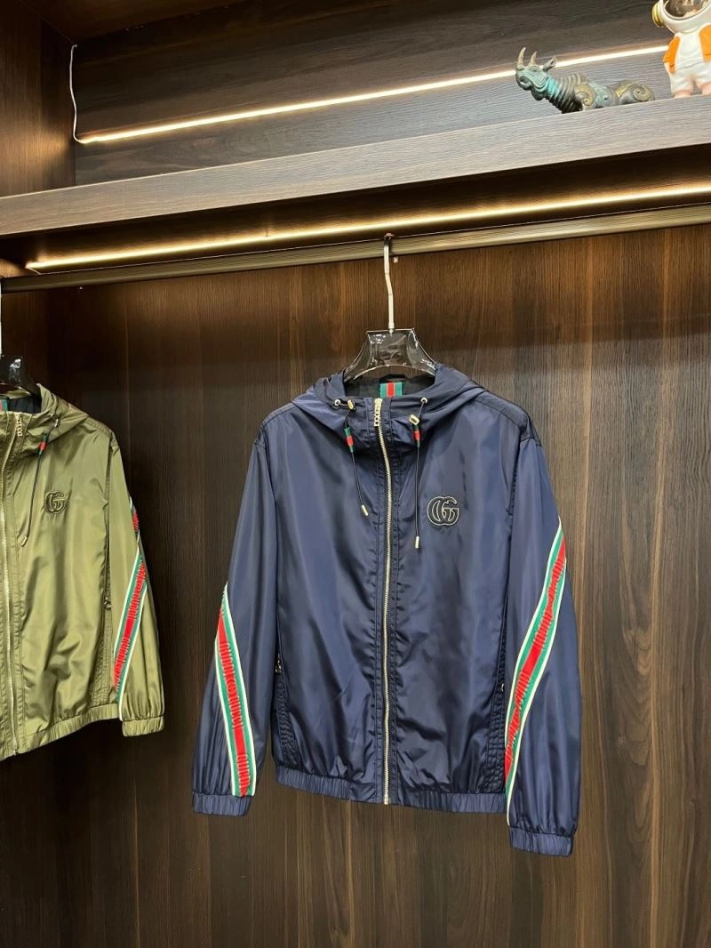 Bargain Gucci Outwear