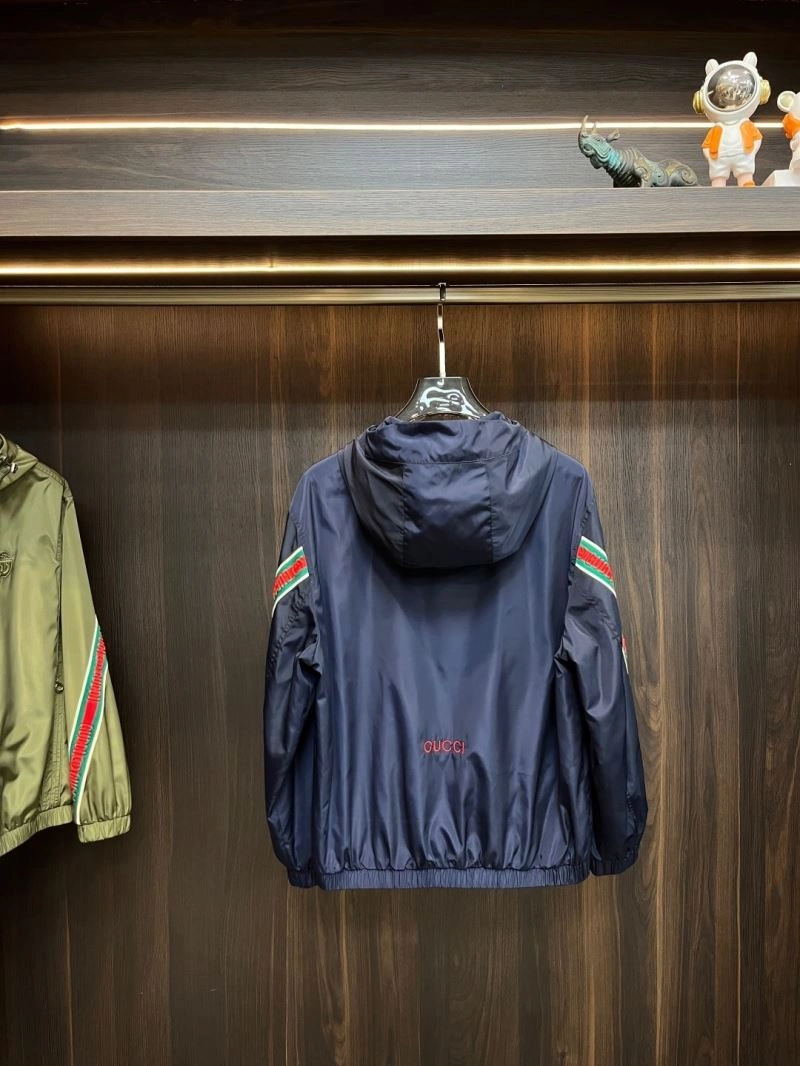 Bargain Gucci Outwear