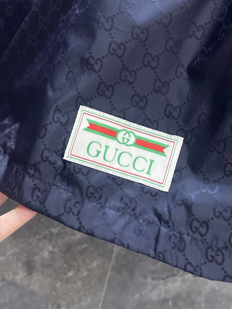 Bargain Gucci Outwear