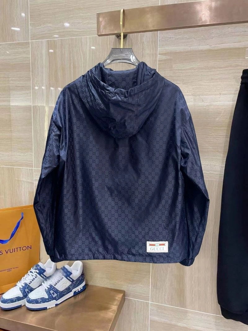 Bargain Gucci Outwear