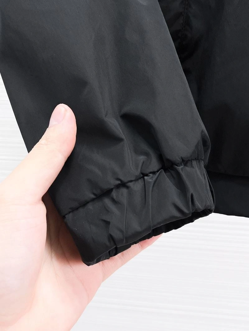 Economical Gucci Outwear