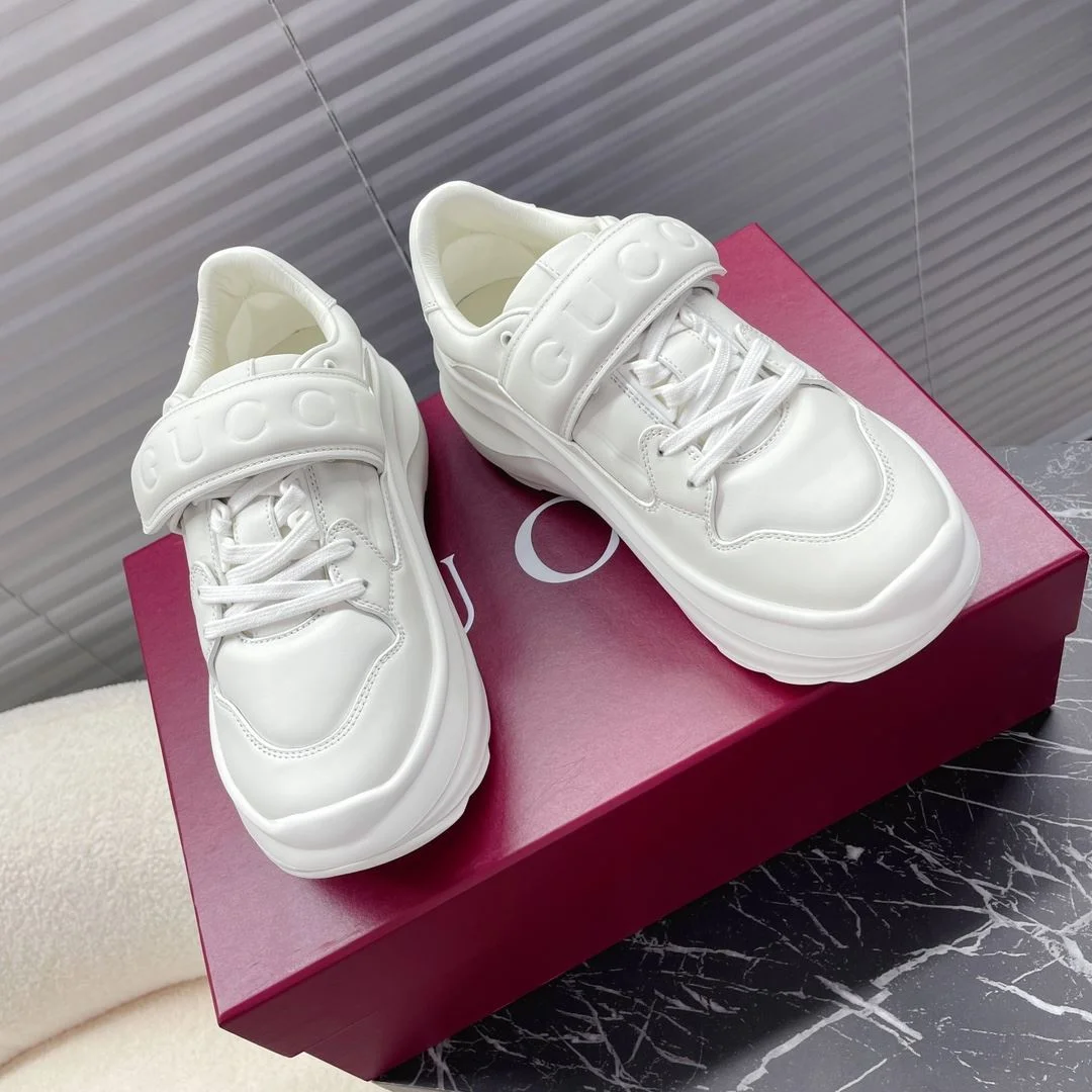 Accurate model Gucci Rhyton Shoes
