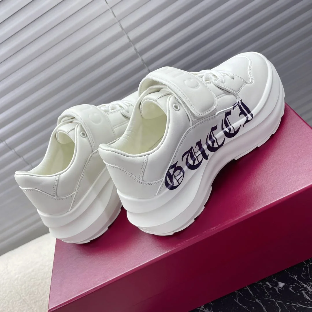 Accurate model Gucci Rhyton Shoes
