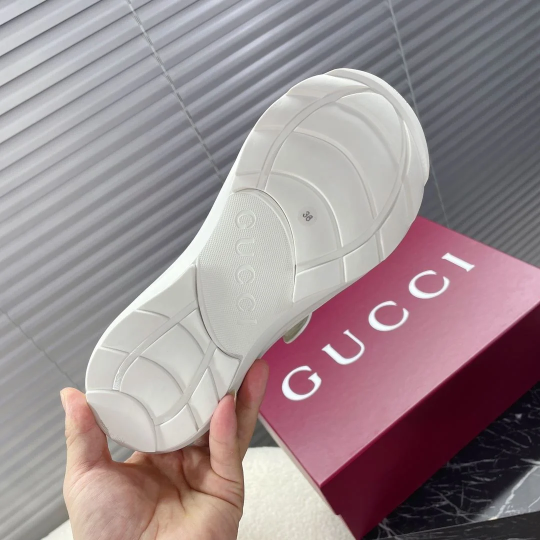Accurate model Gucci Rhyton Shoes