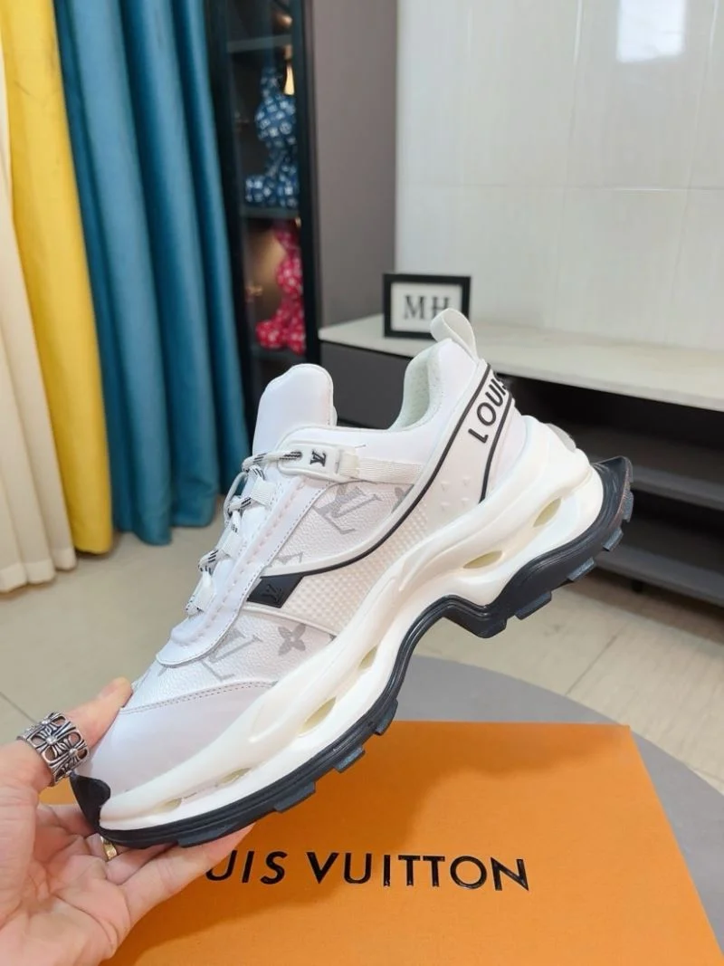 Inexpensive Gucci Rhyton Shoes