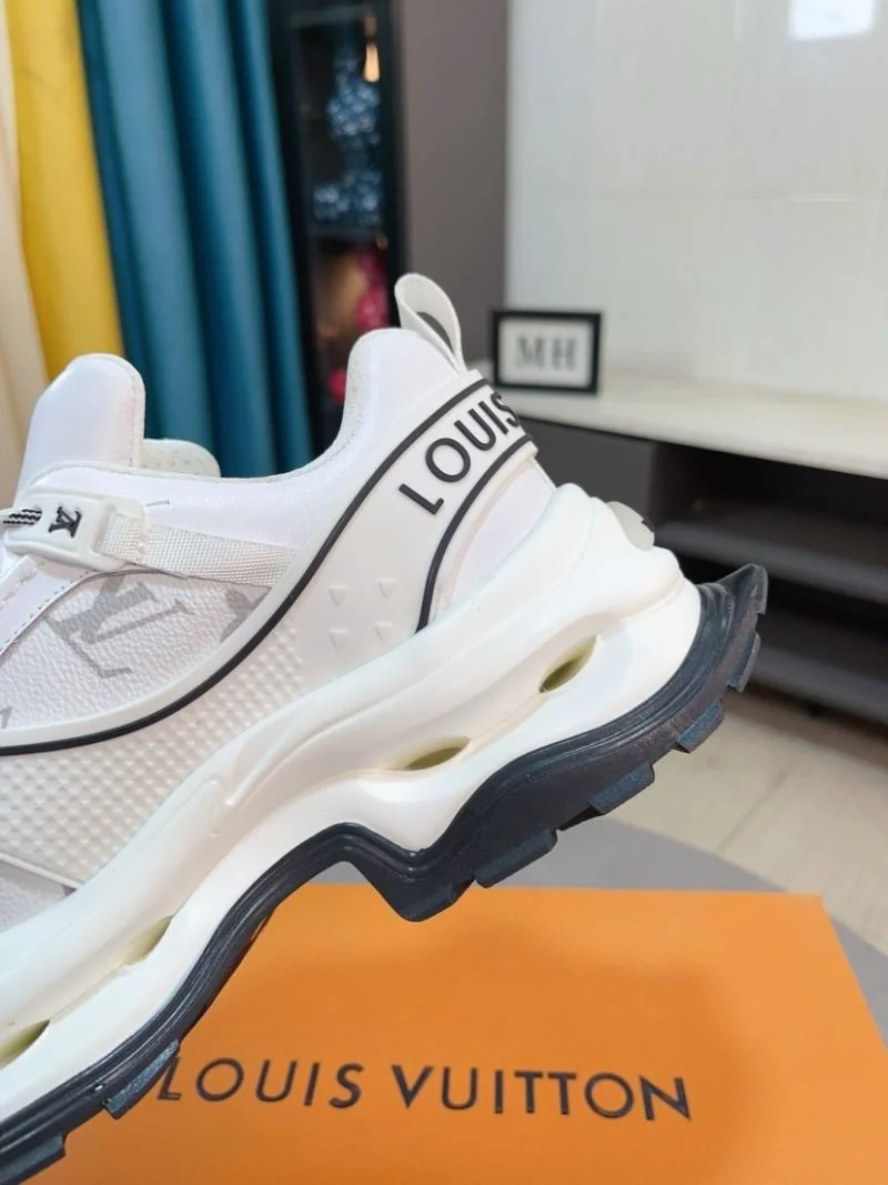 Inexpensive Gucci Rhyton Shoes