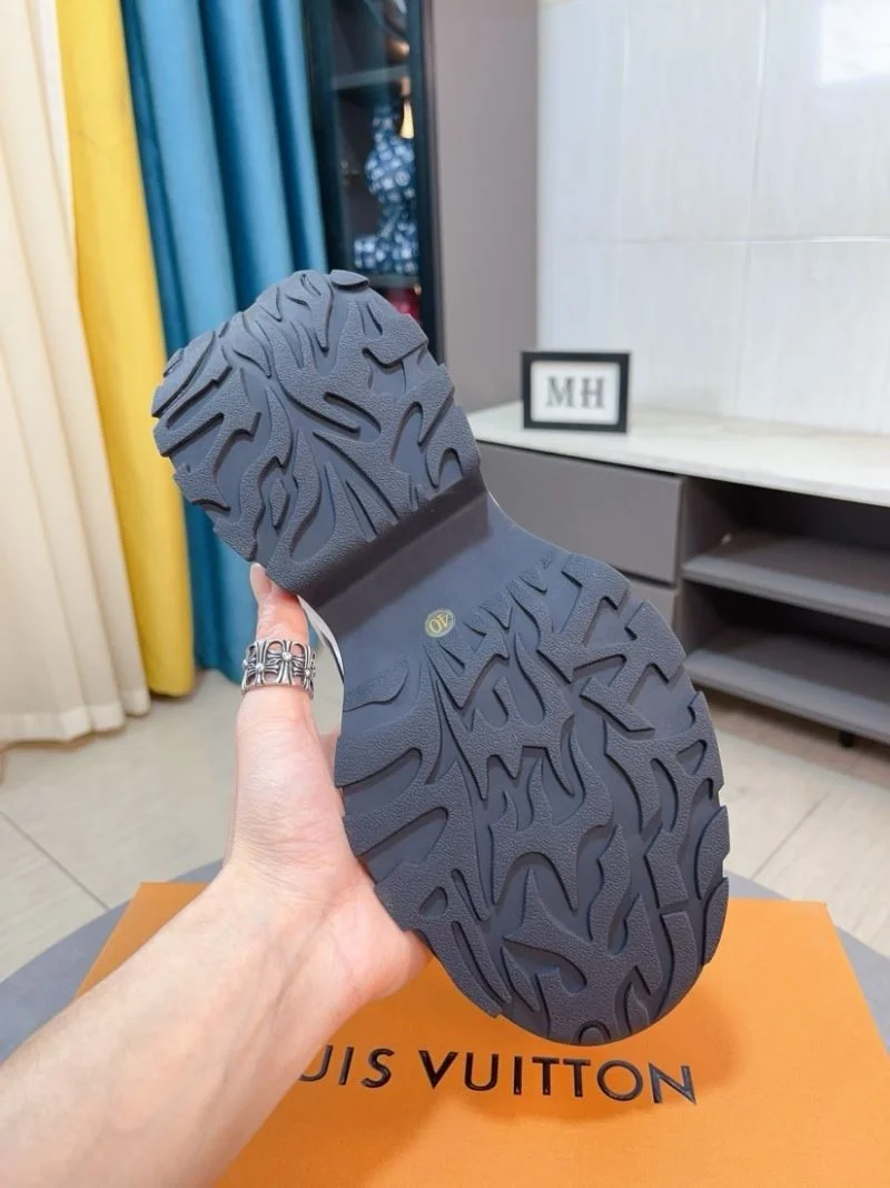 Inexpensive Gucci Rhyton Shoes
