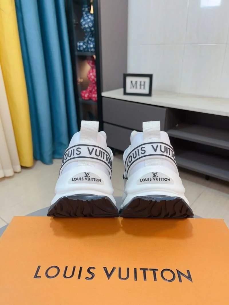 Inexpensive Gucci Rhyton Shoes