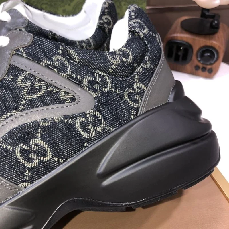 Accurate model Gucci Rhyton Shoes