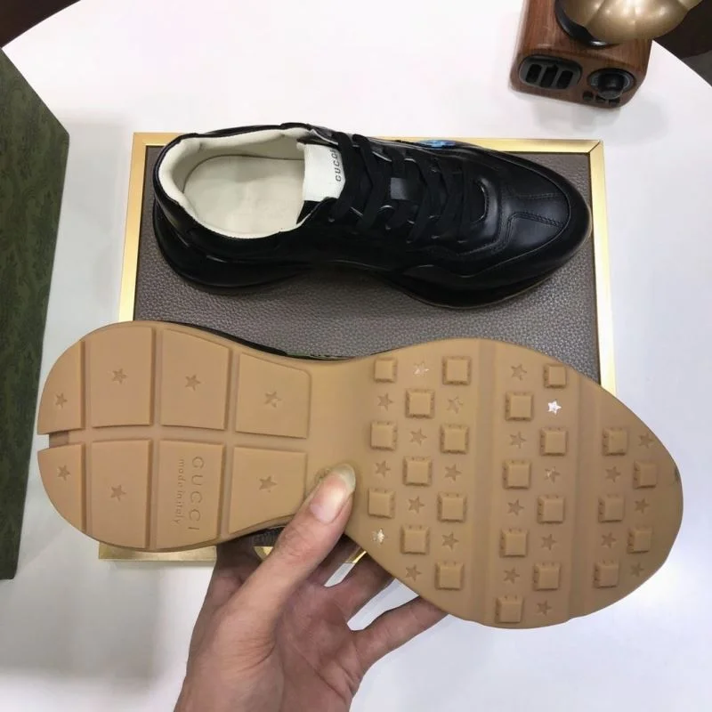 Accurate model Gucci Rhyton Shoes