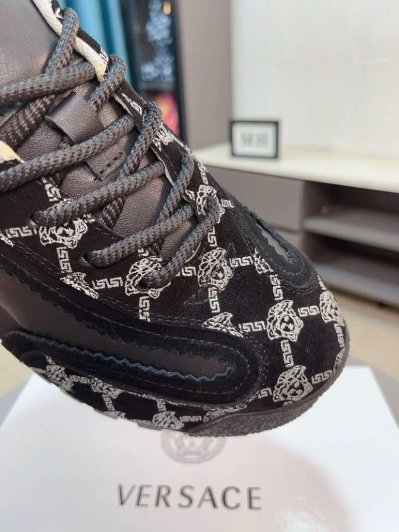 Economical Gucci Rhyton Shoes