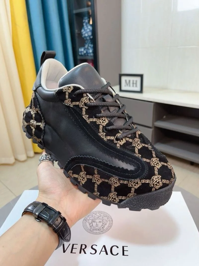 High fidelity Gucci Rhyton Shoes